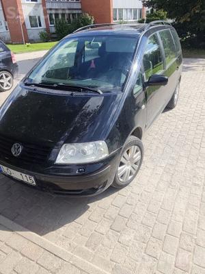 Black Volkswagen Sharan 2003 in Ogre, with an engine capacity of 1.90 L and mileage of 347 thousand km for 1600 €, photo  on AUTOMOTO.COM.LV