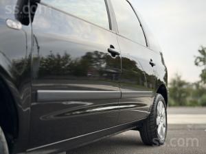Black Volkswagen Sharan 2003 in Jelgava, with an engine capacity of 1.90 L and mileage of 352 thousand km for 3250 €, photo 6 on AUTOMOTO.COM.LV