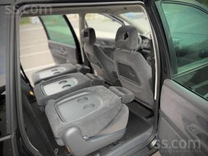 Black Volkswagen Sharan 2003 in Jelgava, with an engine capacity of 1.90 L and mileage of 352 thousand km for 3250 €, photo 22 on AUTOMOTO.COM.LV