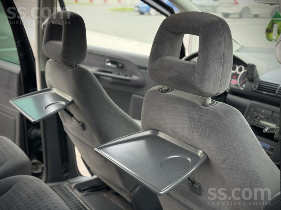 Black Volkswagen Sharan 2003 in Jelgava, with an engine capacity of 1.90 L and mileage of 352 thousand km for 3250 €, photo 23 on AUTOMOTO.COM.LV