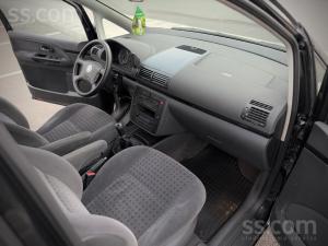 Black Volkswagen Sharan 2003 in Jelgava, with an engine capacity of 1.90 L and mileage of 352 thousand km for 3250 €, photo 25 on AUTOMOTO.COM.LV