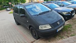 Melns Volkswagen Sharan 2003 Valmiera, ar dzinēja tilpumu 1.90 L un nobraukumu 360 tūkst. km par 350 €, foto  vietnē AUTOMOTO.COM.LV