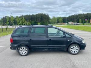 Black Volkswagen Sharan 2004 in Valmiera, with an engine capacity of 1.90 L and mileage of 405 thousand km for 13500 €, photo 2 on AUTOMOTO.COM.LV
