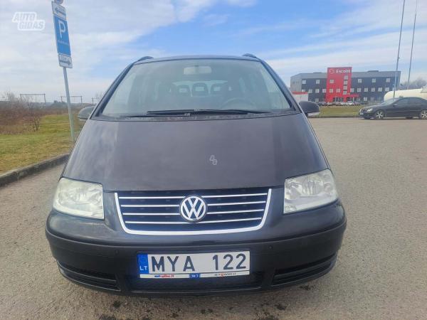 Black Volkswagen Sharan 2004 in Telschi, with an engine capacity of 1.90 L and mileage of 313 thousand km for 1850 €, photo 2 on AUTOMOTO.COM.LV