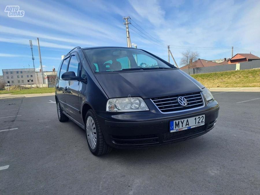 Melns Volkswagen Sharan 2004 Telšiai, ar dzinēja tilpumu 1.90 L un nobraukumu 300 tūkst. km par 1750 €, foto 3 vietnē AUTOMOTO.COM.LV