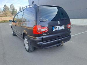 Melns Volkswagen Sharan 2004 Telšiai, ar dzinēja tilpumu 1.90 L un nobraukumu 300 tūkst. km par 1750 €, foto 5 vietnē AUTOMOTO.COM.LV