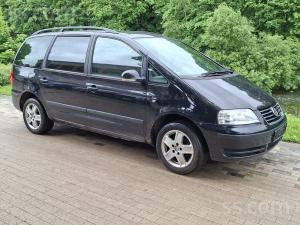 Melns Volkswagen Sharan 2004 Rēzekne, ar dzinēja tilpumu 1.90 L un nobraukumu 290 tūkst. km par 1700 €, foto 3 vietnē AUTOMOTO.COM.LV