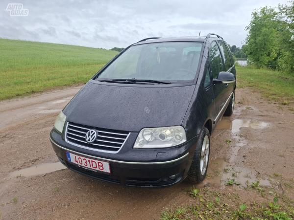 Melns Volkswagen Sharan 2004 Birštonas, ar dzinēja tilpumu 1.90 L un nobraukumu 348 tūkst. km par 2600 €, foto 1 vietnē AUTOMOTO.COM.LV
