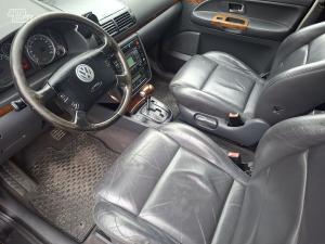 Black Volkswagen Sharan 2004 in Birstonas, with an engine capacity of 1.90 L and mileage of 348 thousand km for 2600 €, photo 7 on AUTOMOTO.COM.LV