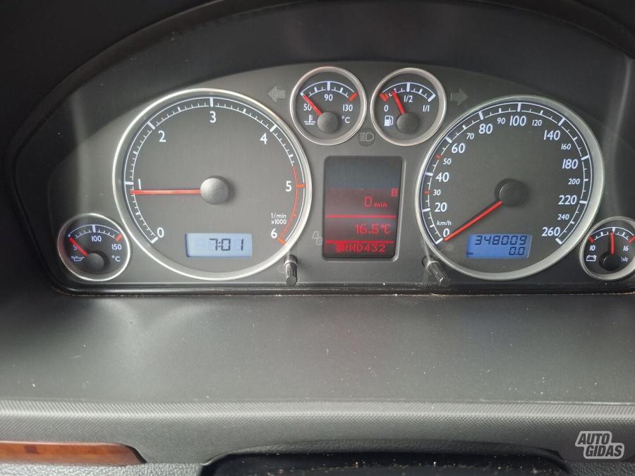 Black Volkswagen Sharan 2004 in Birstonas, with an engine capacity of 1.90 L and mileage of 348 thousand km for 2600 €, photo 12 on AUTOMOTO.COM.LV