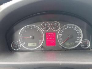 Melns Volkswagen Sharan 2005 Panevēža, ar dzinēja tilpumu 1.90 L un nobraukumu 387 tūkst. km par 2400 €, foto 12 vietnē AUTOMOTO.COM.LV