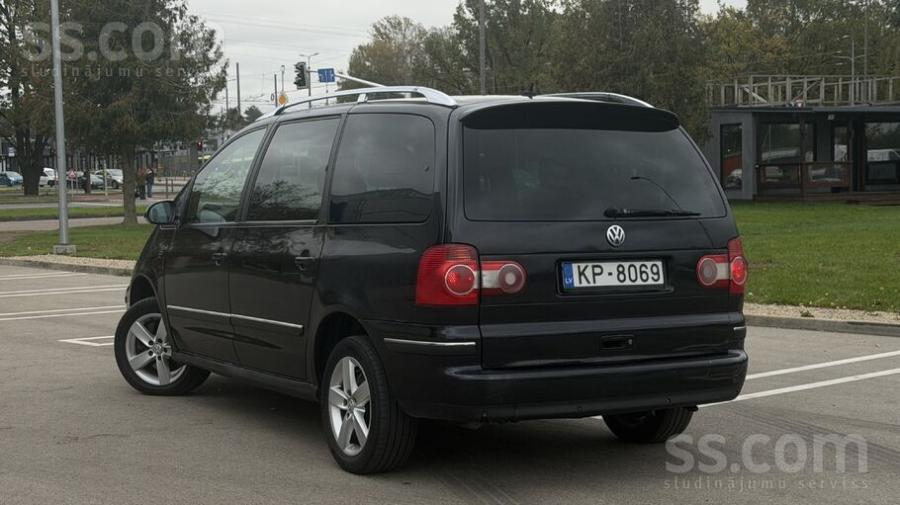 Черный Фольксваген Шаран 2005 в Рига, объемом двигателя 1.90 л и пробегом 394 тыс. км за 2600 €, фото 5 на AUTOMOTO.COM.LV