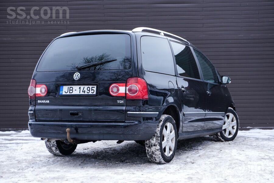 Black Volkswagen Sharan 2006 in Riga, with an engine capacity of 1.90 L and mileage of 345 thousand km for 3190 €, photo 3 on AUTOMOTO.COM.LV