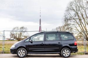 Melns Volkswagen Sharan 2006 Rīga, ar dzinēja tilpumu 2.00 L un nobraukumu 423 tūkst. km par 3490 €, foto 5 vietnē AUTOMOTO.COM.LV