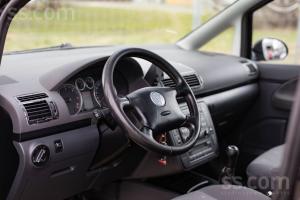 Melns Volkswagen Sharan 2006 Rīga, ar dzinēja tilpumu 2.00 L un nobraukumu 423 tūkst. km par 3490 €, foto 16 vietnē AUTOMOTO.COM.LV