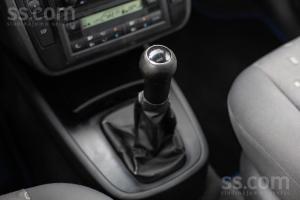 Melns Volkswagen Sharan 2006 Rīga, ar dzinēja tilpumu 2.00 L un nobraukumu 423 tūkst. km par 3490 €, foto 22 vietnē AUTOMOTO.COM.LV