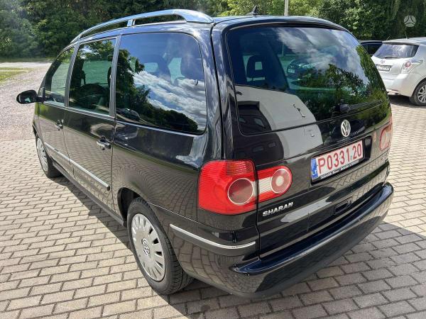Melns Volkswagen Sharan 2006 Jurbarkas, ar dzinēja tilpumu 1.90 L un nobraukumu 306 tūkst. km par 2850 €, foto 4 vietnē AUTOMOTO.COM.LV