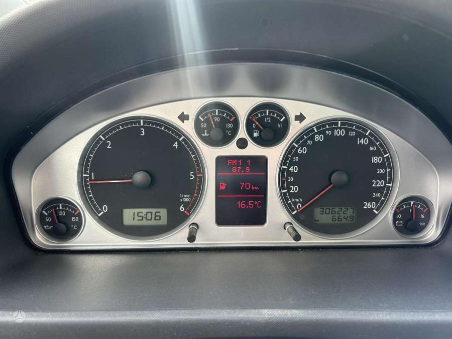 Melns Volkswagen Sharan 2006 Jurbarkas, ar dzinēja tilpumu 1.90 L un nobraukumu 306 tūkst. km par 2850 €, foto 8 vietnē AUTOMOTO.COM.LV