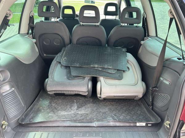 Melns Volkswagen Sharan 2006 Jurbarkas, ar dzinēja tilpumu 1.90 L un nobraukumu 306 tūkst. km par 2850 €, foto 10 vietnē AUTOMOTO.COM.LV