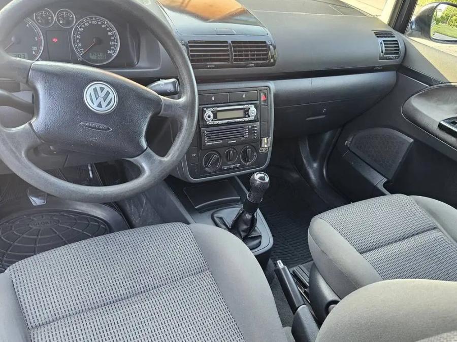 Melns Volkswagen Sharan 2006 Jēkabpils, ar dzinēja tilpumu 1.90 L un nobraukumu 344 tūkst. km par 1390 €, foto 10 vietnē AUTOMOTO.COM.LV