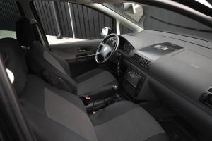 Melns Volkswagen Sharan 2006 Jelgava, ar dzinēja tilpumu 2.00 L un nobraukumu 225 tūkst. km par 3200 €, foto 12 vietnē AUTOMOTO.COM.LV