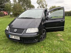 Black Volkswagen Sharan 2006 in Jelgava, with an engine capacity of 2.00 L and mileage of 370 thousand km for 2400 €, photo 6 on AUTOMOTO.COM.LV