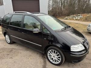 Melns Volkswagen Sharan 2007 Viļņa, ar dzinēja tilpumu 2.79 L un nobraukumu 288 tūkst. km par 2100 €, foto  vietnē AUTOMOTO.COM.LV