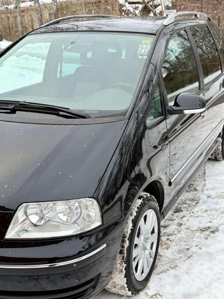Melns Volkswagen Sharan 2007 Prienai, ar dzinēja tilpumu 1.90 L un nobraukumu 289 tūkst. km par 4250 €, foto 9 vietnē AUTOMOTO.COM.LV