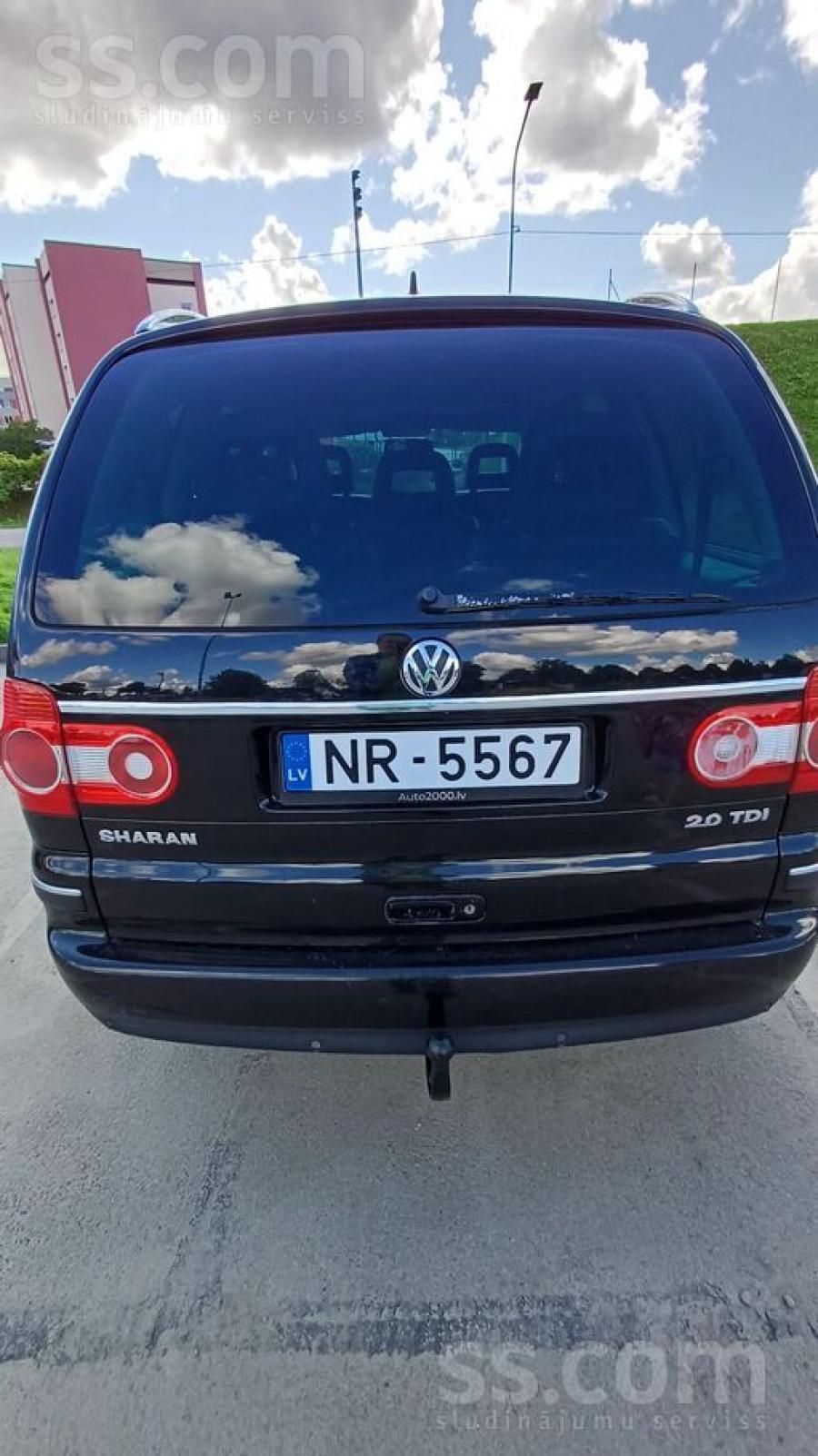 Black Volkswagen Sharan 2007 in Jelgava, with an engine capacity of 2.00 L and mileage of 306 thousand km for 2900 €, photo 2 on AUTOMOTO.COM.LV