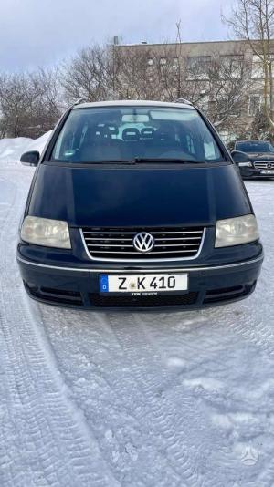 Black Volkswagen Sharan 2007 in Telschi, with an engine capacity of 1.97 L and mileage of 255 thousand km for 3000 €, photo 3 on AUTOMOTO.COM.LV