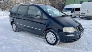 Black Volkswagen Sharan 2007 in Telschi, with an engine capacity of 1.97 L and mileage of 255 thousand km for 3000 €, photo 4 on AUTOMOTO.COM.LV