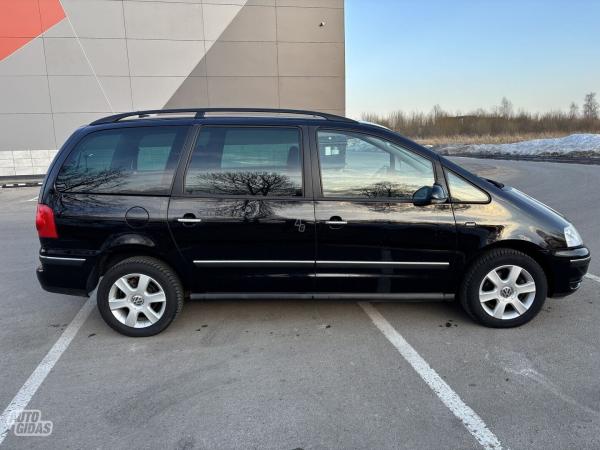 Black Volkswagen Sharan 2007 in Pasvalys, with an engine capacity of 2.00 L and mileage of 264 thousand km for 3150 €, photo 6 on AUTOMOTO.COM.LV