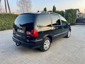 Melns Volkswagen Sharan 2007 Viļņa, ar dzinēja tilpumu 2.00 L un nobraukumu 264 tūkst. km par 2400 €, foto 2 vietnē AUTOMOTO.COM.LV