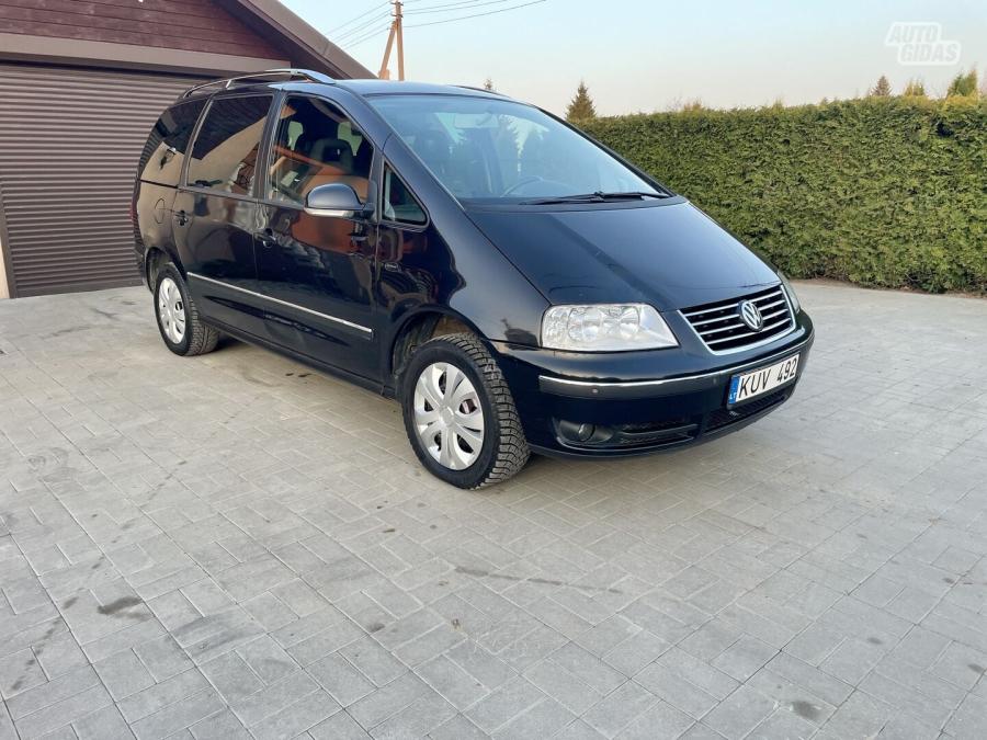Melns Volkswagen Sharan 2007 Viļņa, ar dzinēja tilpumu 2.00 L un nobraukumu 264 tūkst. km par 2400 €, foto 3 vietnē AUTOMOTO.COM.LV