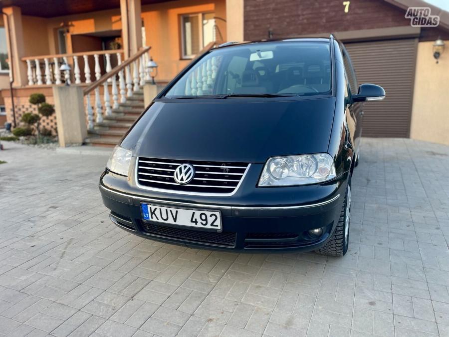 Melns Volkswagen Sharan 2007 Viļņa, ar dzinēja tilpumu 2.00 L un nobraukumu 264 tūkst. km par 2400 €, foto 9 vietnē AUTOMOTO.COM.LV