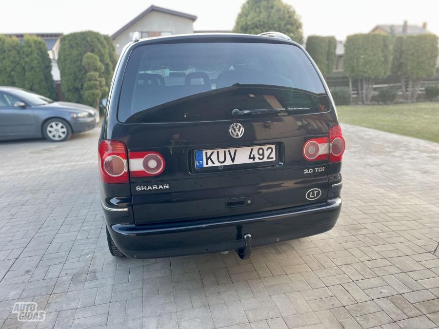 Melns Volkswagen Sharan 2007 Viļņa, ar dzinēja tilpumu 2.00 L un nobraukumu 264 tūkst. km par 2400 €, foto 10 vietnē AUTOMOTO.COM.LV