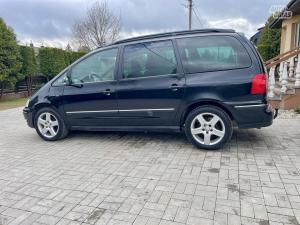 Black Volkswagen Sharan 2007 in Vilnius, with an engine capacity of 2.00 L and mileage of 354 thousand km for 2500 €, photo 9 on AUTOMOTO.COM.LV