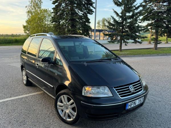 Melns Volkswagen Sharan 2007 Kauņa, ar dzinēja tilpumu 2.00 L un nobraukumu 444 tūkst. km par 2200 €, foto 1 vietnē AUTOMOTO.COM.LV