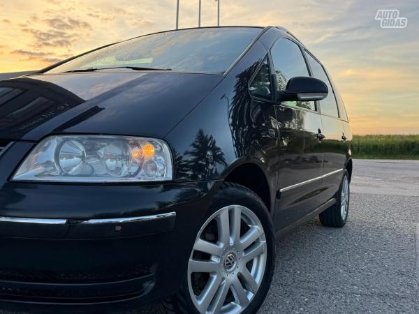 Melns Volkswagen Sharan 2007 Kauņa, ar dzinēja tilpumu 2.00 L un nobraukumu 444 tūkst. km par 2200 €, foto 6 vietnē AUTOMOTO.COM.LV