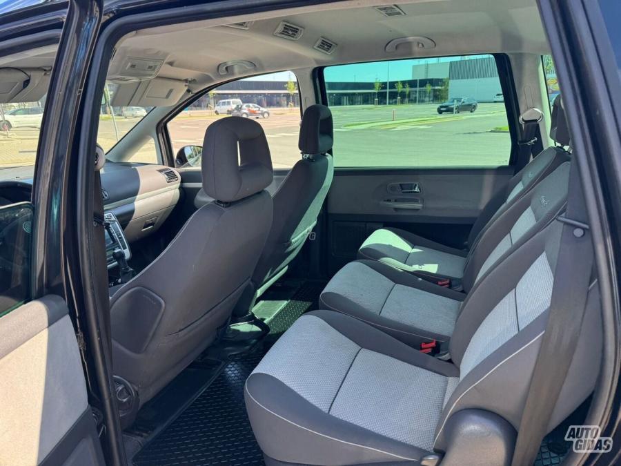 Melns Volkswagen Sharan 2007 Kauņa, ar dzinēja tilpumu 2.00 L un nobraukumu 444 tūkst. km par 2200 €, foto 26 vietnē AUTOMOTO.COM.LV