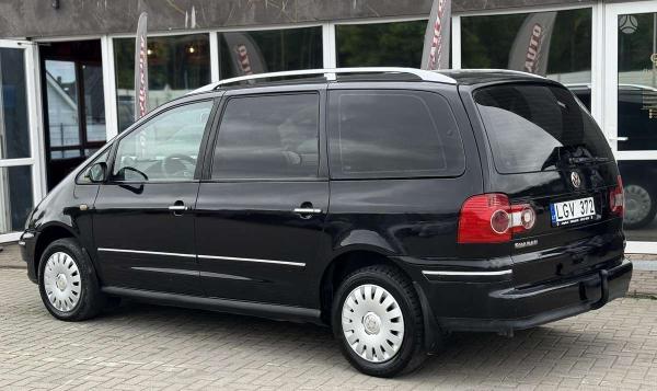 Black Volkswagen Sharan 2007 in Radviliskis, with an engine capacity of 1.90 L and mileage of 247 thousand km for 2950 €, photo 7 on AUTOMOTO.COM.LV