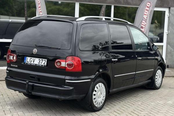 Black Volkswagen Sharan 2007 in Radviliskis, with an engine capacity of 1.90 L and mileage of 247 thousand km for 2950 €, photo 10 on AUTOMOTO.COM.LV