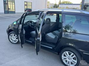 Melns Volkswagen Sharan 2007 Kauņa, ar dzinēja tilpumu 2.00 L un nobraukumu 0 tūkst. km par 2000 €, foto 13 vietnē AUTOMOTO.COM.LV