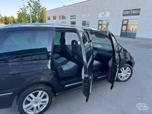 Melns Volkswagen Sharan 2007 Kauņa, ar dzinēja tilpumu 2.00 L un nobraukumu 0 tūkst. km par 2000 €, foto 14 vietnē AUTOMOTO.COM.LV
