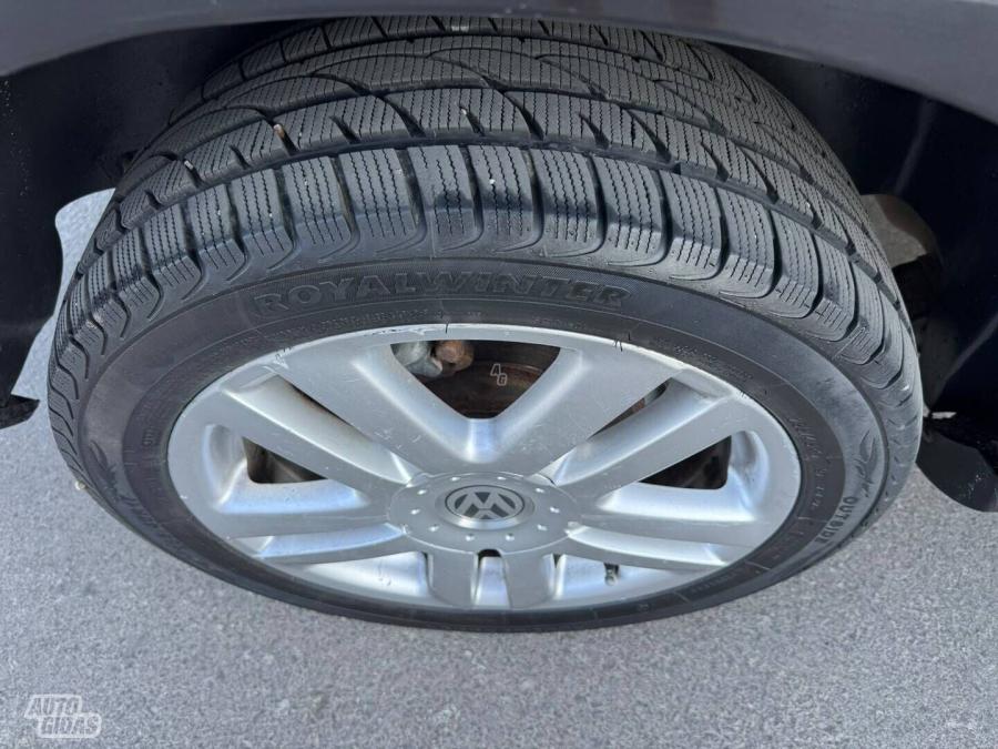 Melns Volkswagen Sharan 2007 Kauņa, ar dzinēja tilpumu 2.00 L un nobraukumu 0 tūkst. km par 2000 €, foto 21 vietnē AUTOMOTO.COM.LV