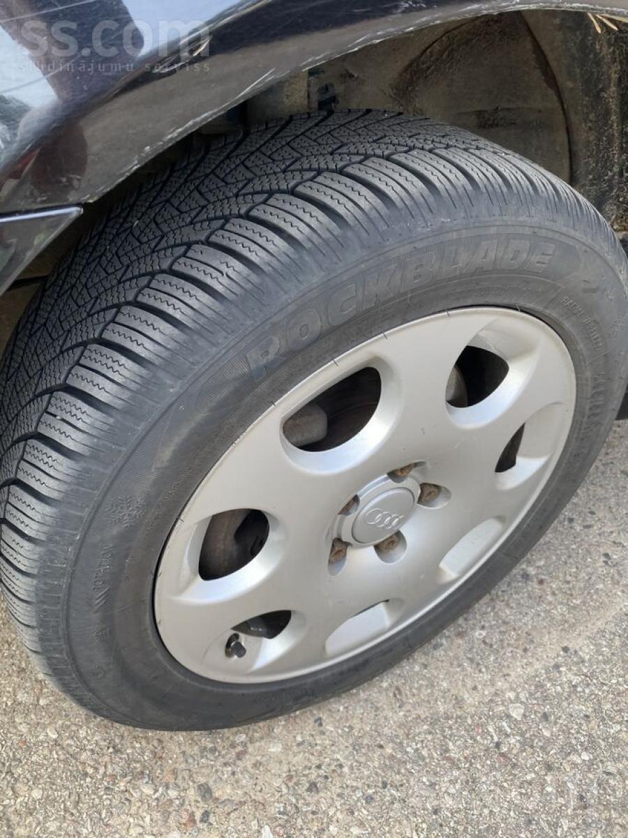 Melns Volkswagen Sharan 2007 Cēsis, ar dzinēja tilpumu 2.00 L un nobraukumu 0 tūkst. km par 2400 €, foto 10 vietnē AUTOMOTO.COM.LV