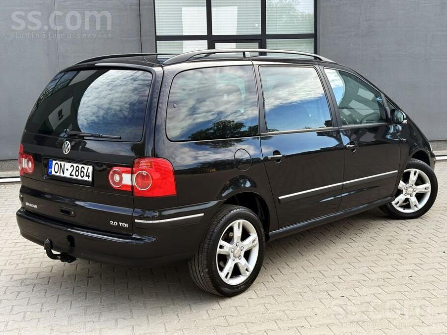 Melns Volkswagen Sharan 2007 Rīga, ar dzinēja tilpumu 2.00 L un nobraukumu 330 tūkst. km par 4200 €, foto 8 vietnē AUTOMOTO.COM.LV