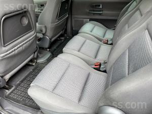 Melns Volkswagen Sharan 2007 Rīga, ar dzinēja tilpumu 2.00 L un nobraukumu 330 tūkst. km par 4200 €, foto 13 vietnē AUTOMOTO.COM.LV