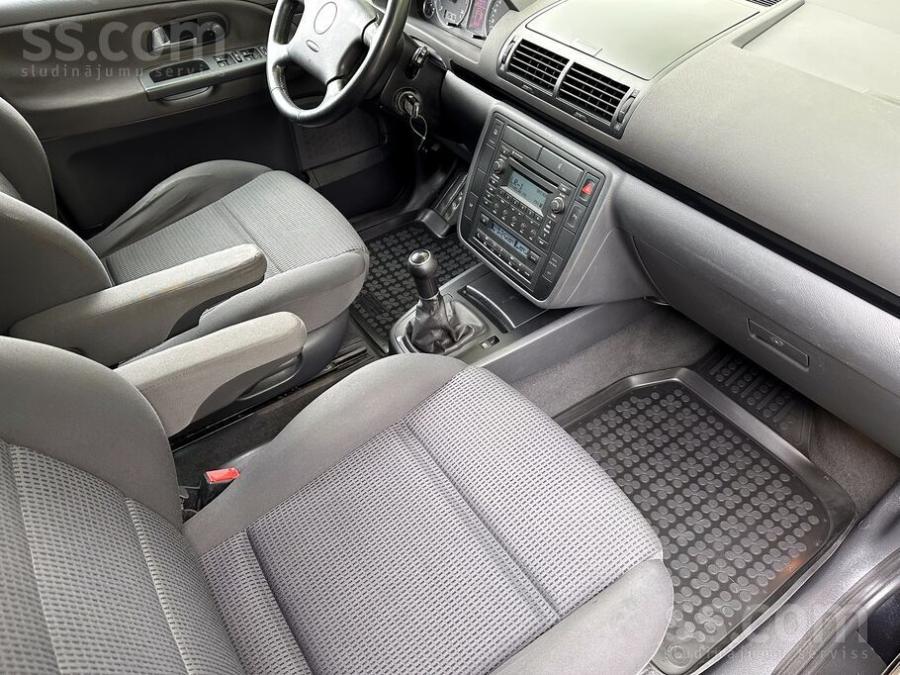 Melns Volkswagen Sharan 2007 Rīga, ar dzinēja tilpumu 2.00 L un nobraukumu 330 tūkst. km par 4200 €, foto 15 vietnē AUTOMOTO.COM.LV