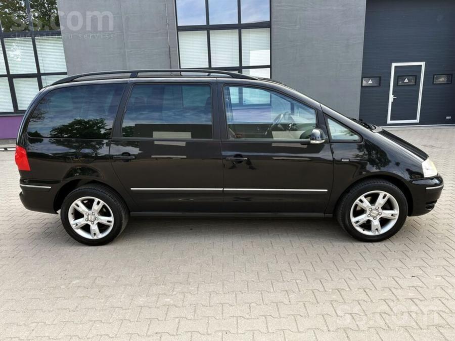 Melns Volkswagen Sharan 2007 Rīga, ar dzinēja tilpumu 2.00 L un nobraukumu 330 tūkst. km par 4200 €, foto 26 vietnē AUTOMOTO.COM.LV